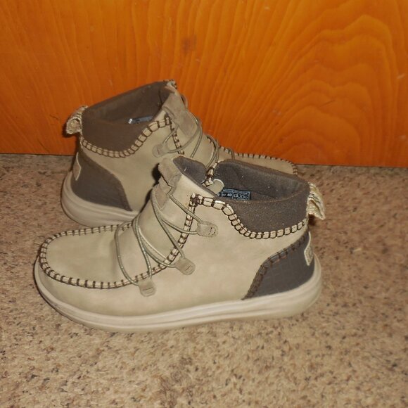 Hey Dude | Shoes | Hey Dude Tan Brown Booties Boots 9 | Poshmark